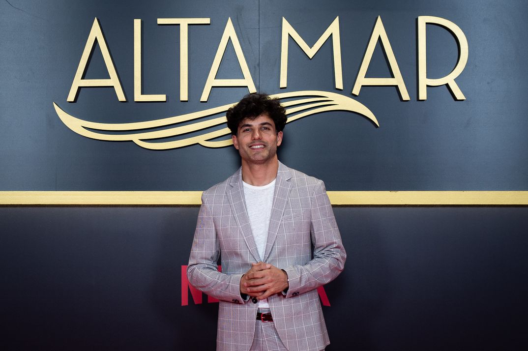 Así ha sido la alfombra roja del estreno de "Alta mar" - magazinespain.com