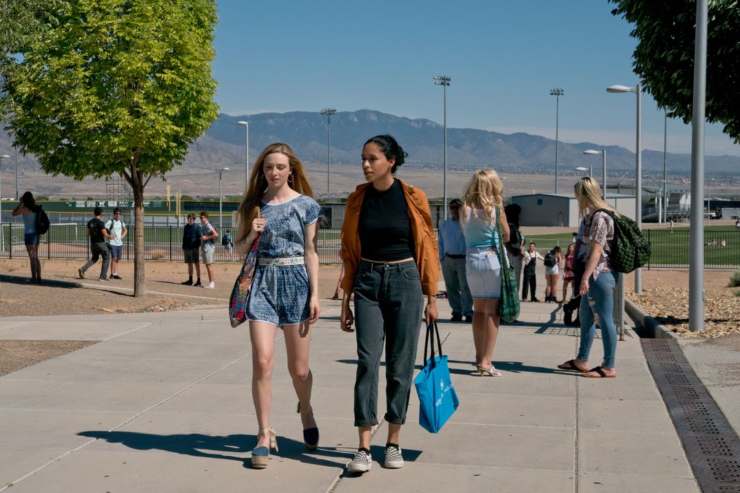 Uma Thurman protagoniza "Chambers", la nueva serie de terror de Netflix ...