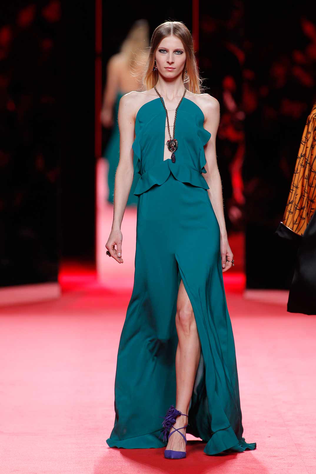Madrid Fashion Week 2016: Juanjo Oliva - magazinespain.com Madrid Fashion Week 2016: Juanjo Oliva - magazinespain.com