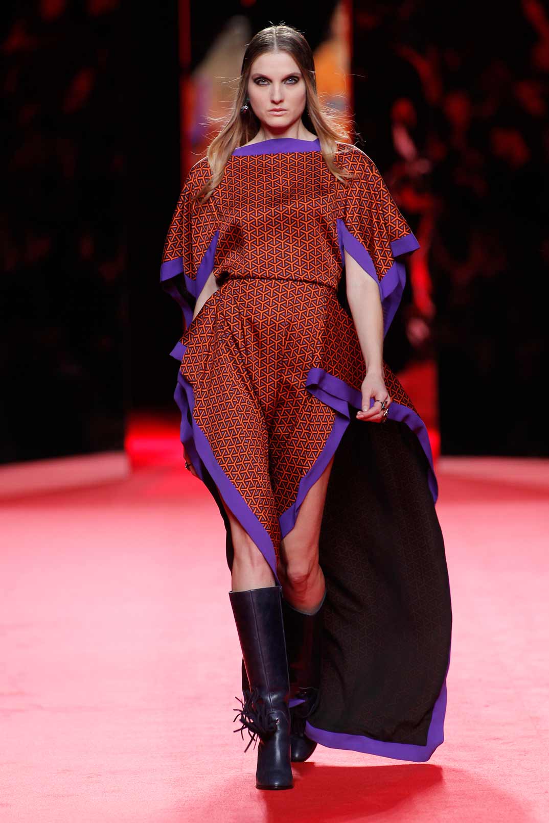 Madrid Fashion Week 2016: Juanjo Oliva - magazinespain.com Madrid Fashion Week 2016: Juanjo Oliva - magazinespain.com